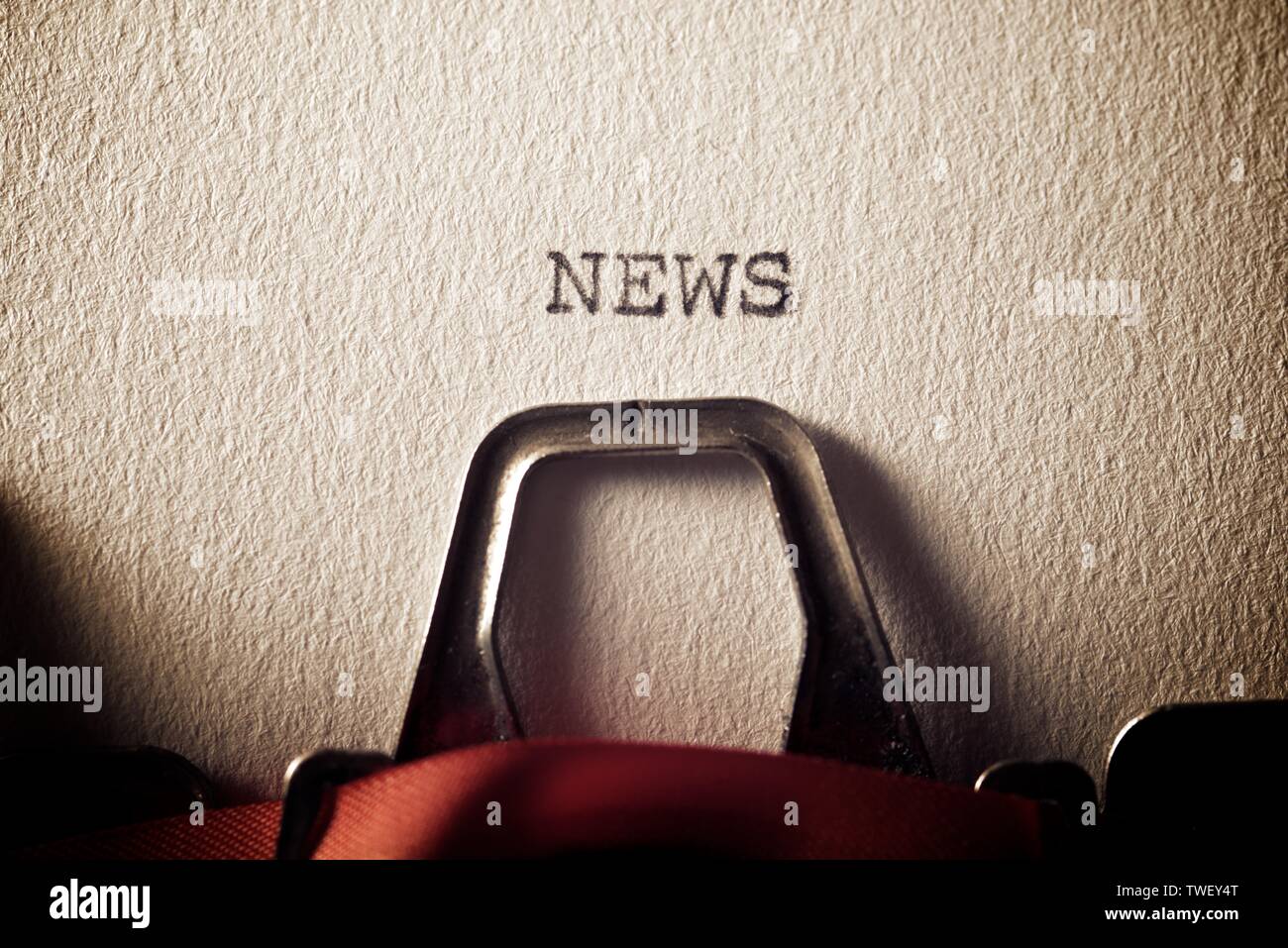 The word, News, written with a typewriter Stock Photo - Alamy