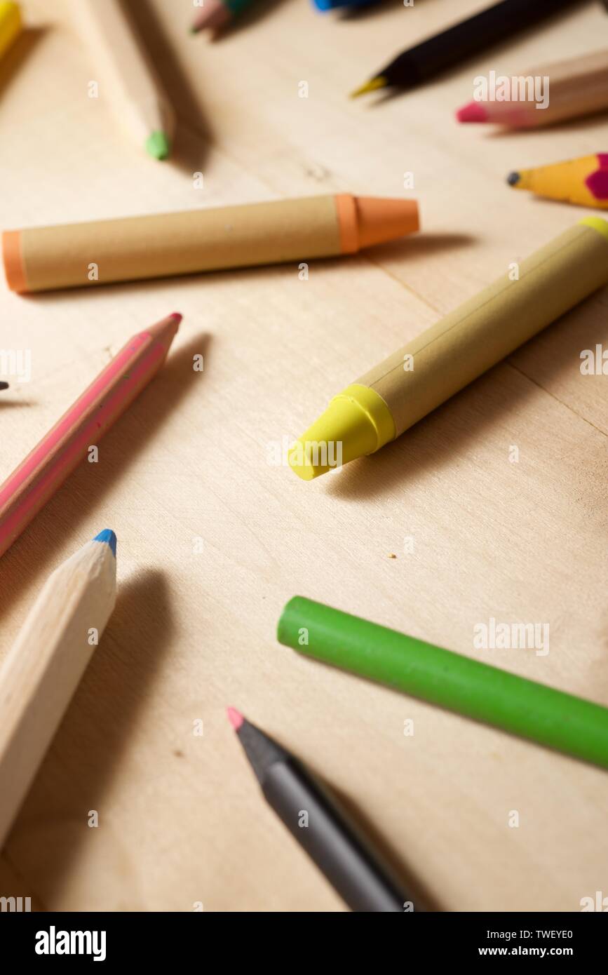 Group of pencils on a table Stock Photo - Alamy