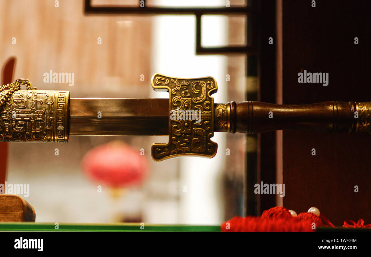 Luxury weapons hi-res stock photography and images - Alamy