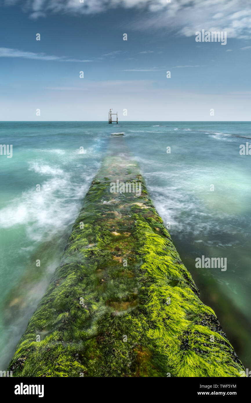 The outlet pipe from the Margate pumping station at lowtide Stock Photo ...