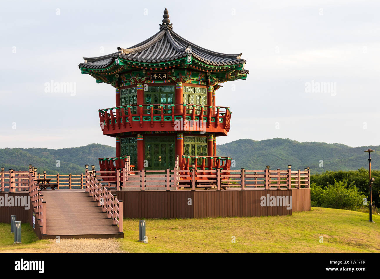 Main korean style Pavilion of Royal Tomb of King Gyeongdeok Complex ...
