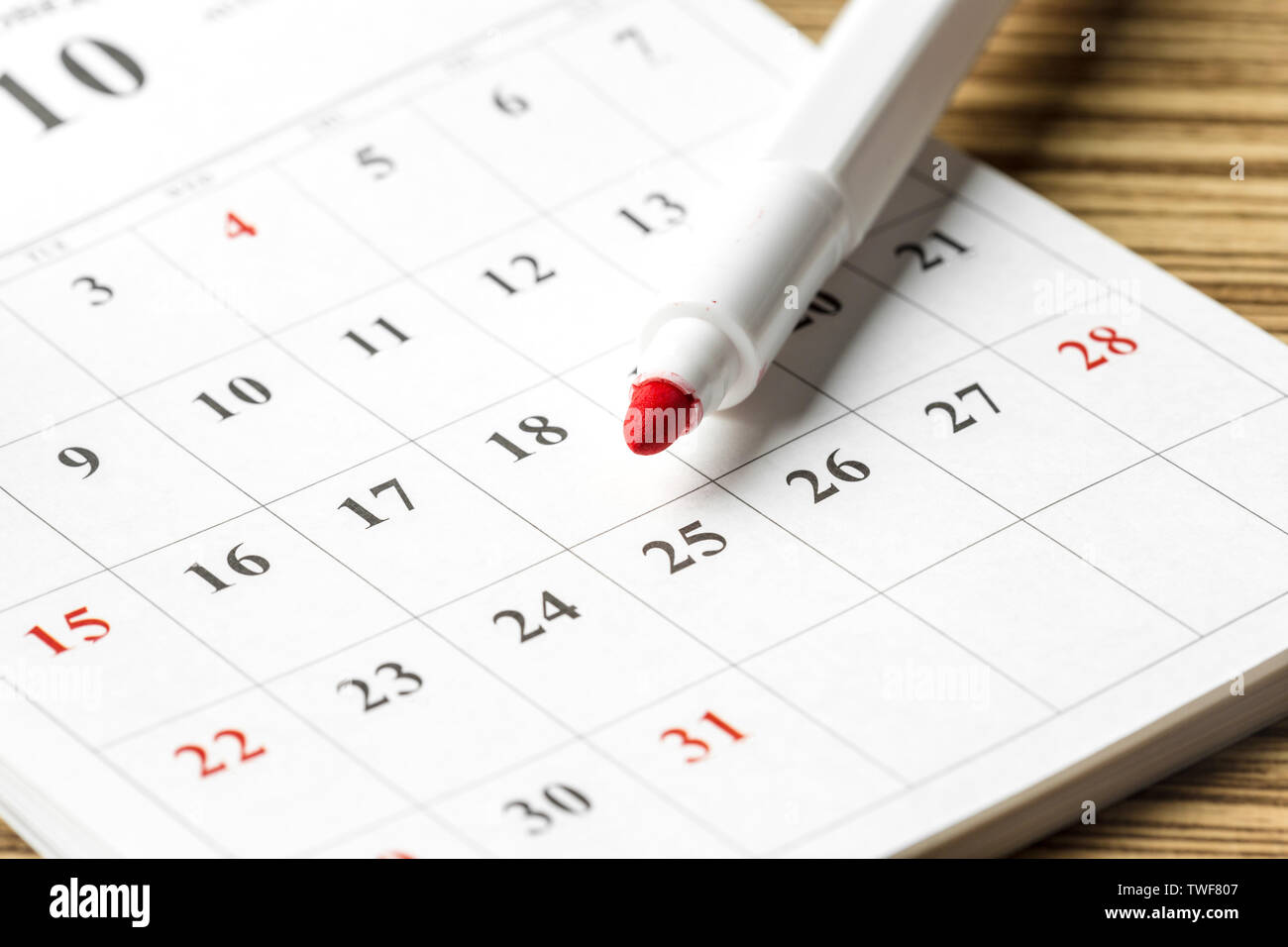 calendar on the table Stock Photo - Alamy