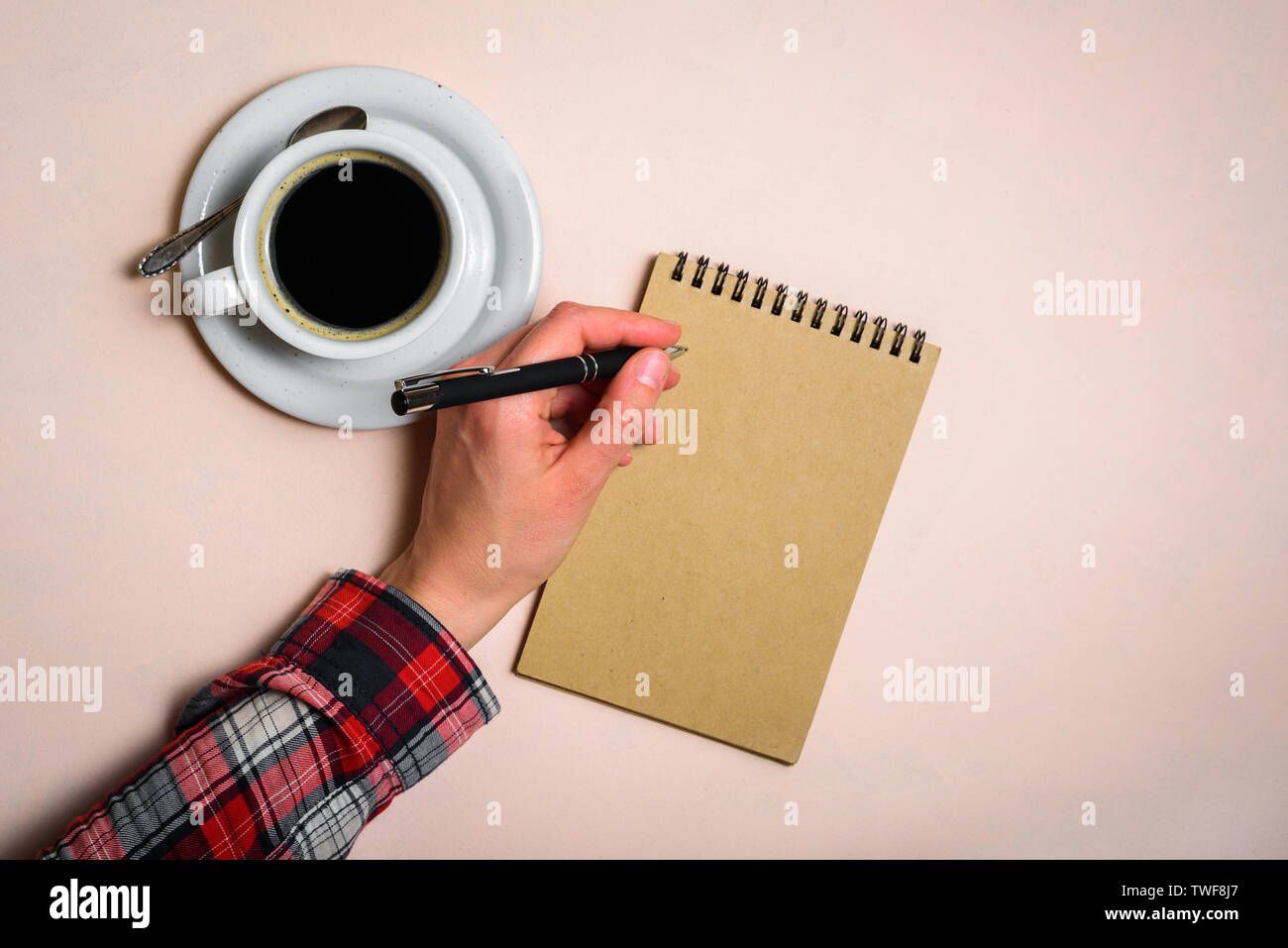 Left hand writing hi-res stock photography and images - Alamy