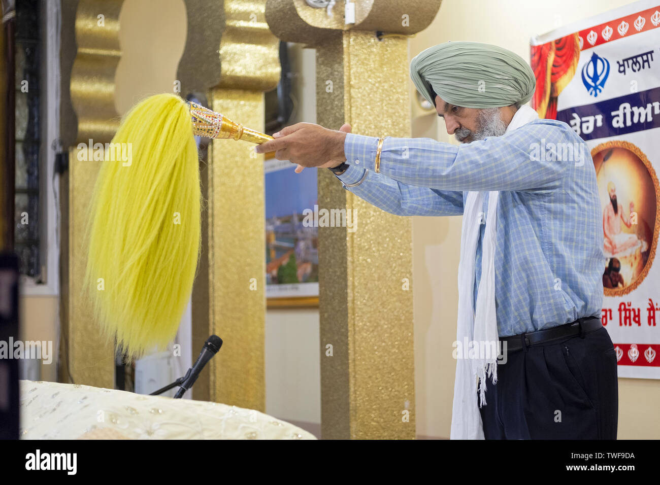 Sikh bible hi-res stock photography and images - Alamy