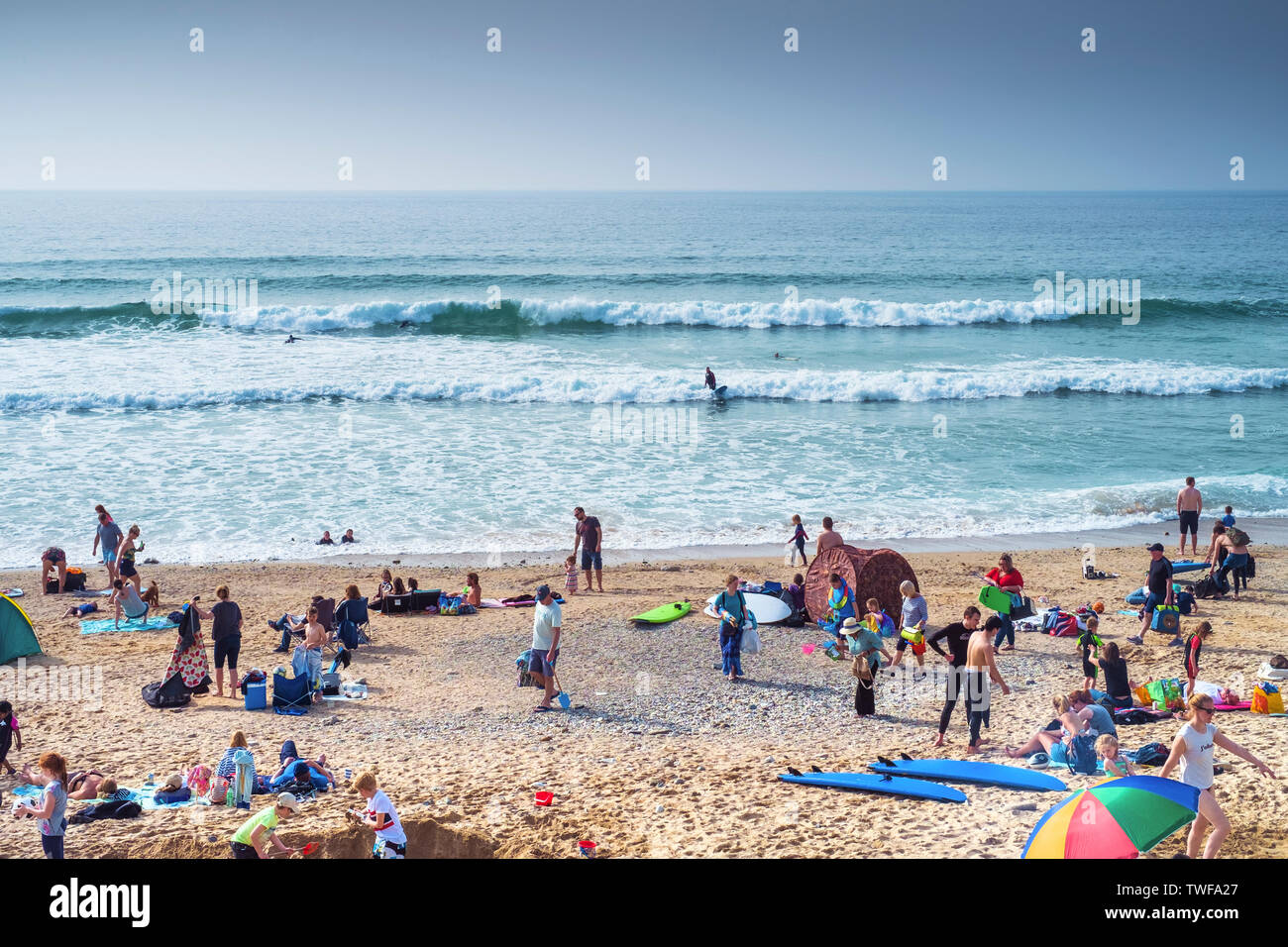 Busy beach scene hi-res stock photography and images - Alamy
