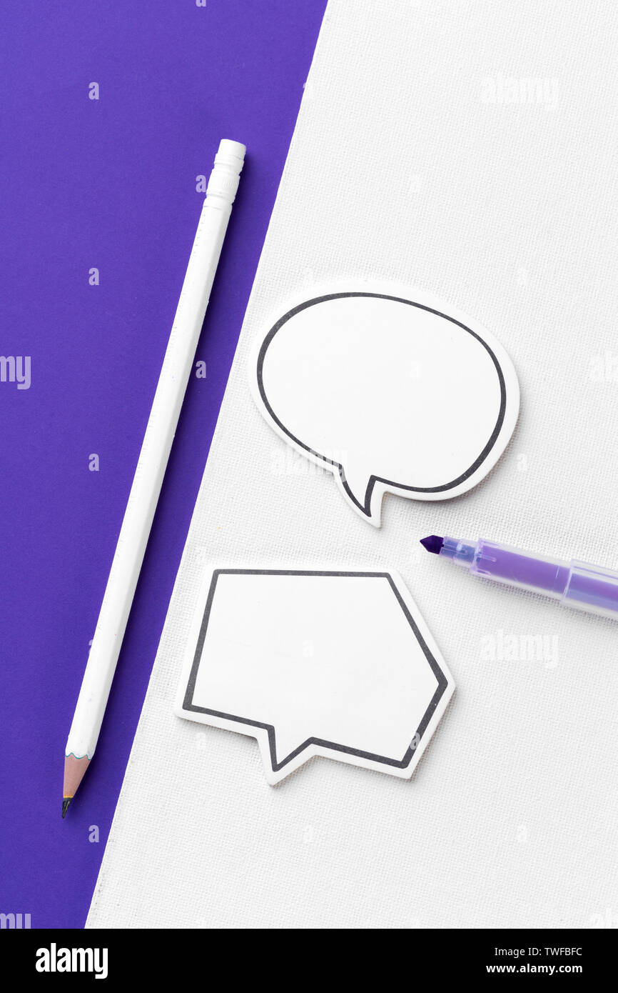 Social Media Chat Concept. Blank empty chat bubble for text Stock Photo ...