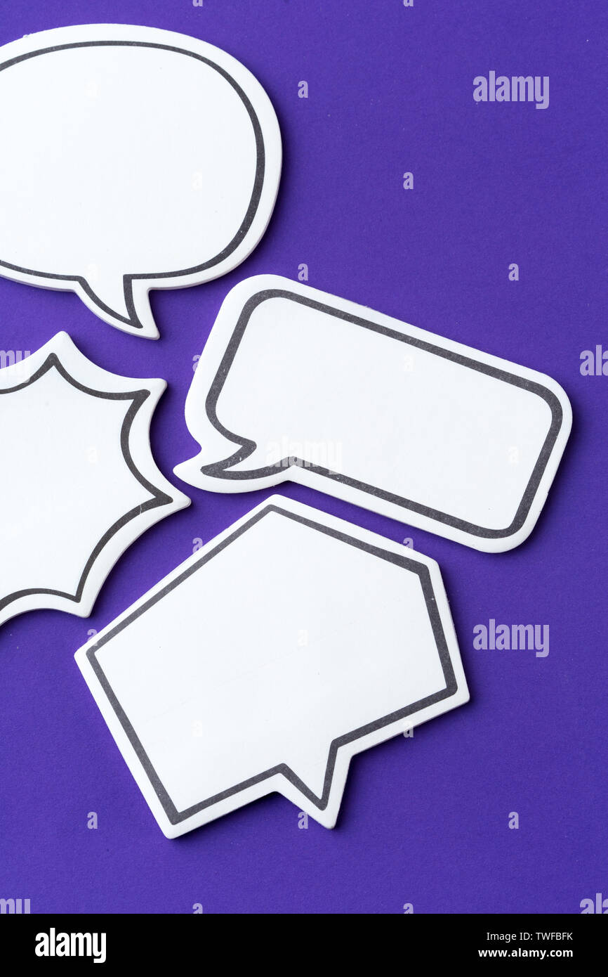 Social Media Chat Concept. Blank empty chat bubble for text Stock Photo ...