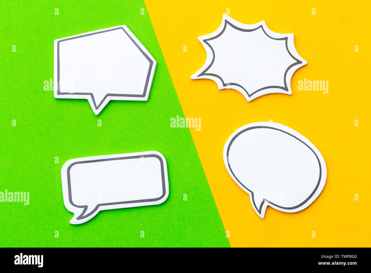Social Media Chat Concept. Blank empty chat bubble for text Stock Photo ...