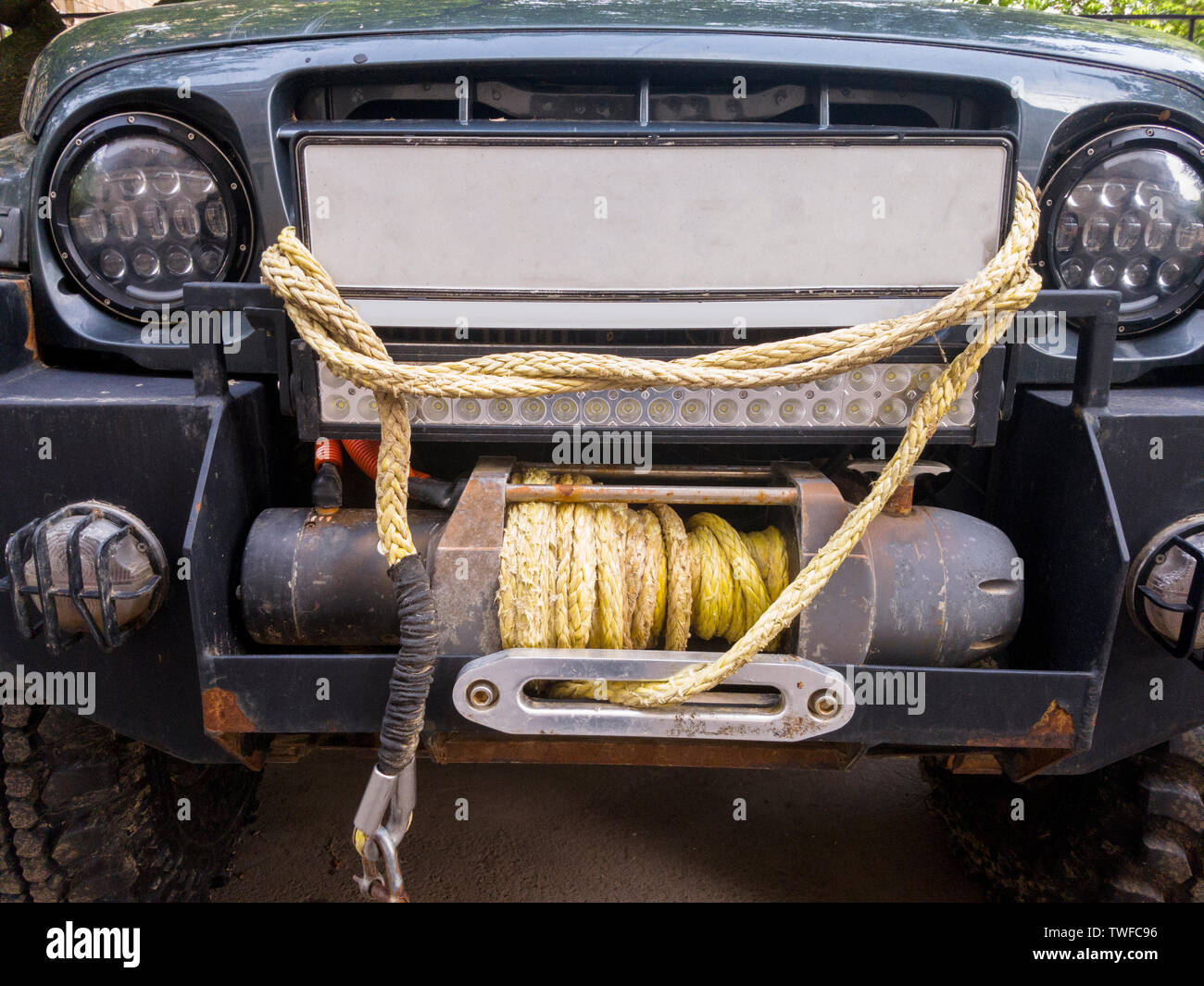 Photo of jeep with rope close-up Stock Photo - Alamy