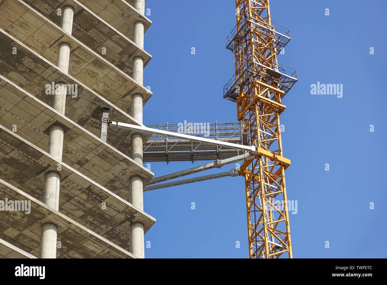 High tower building construction site hi-res stock photography and ...