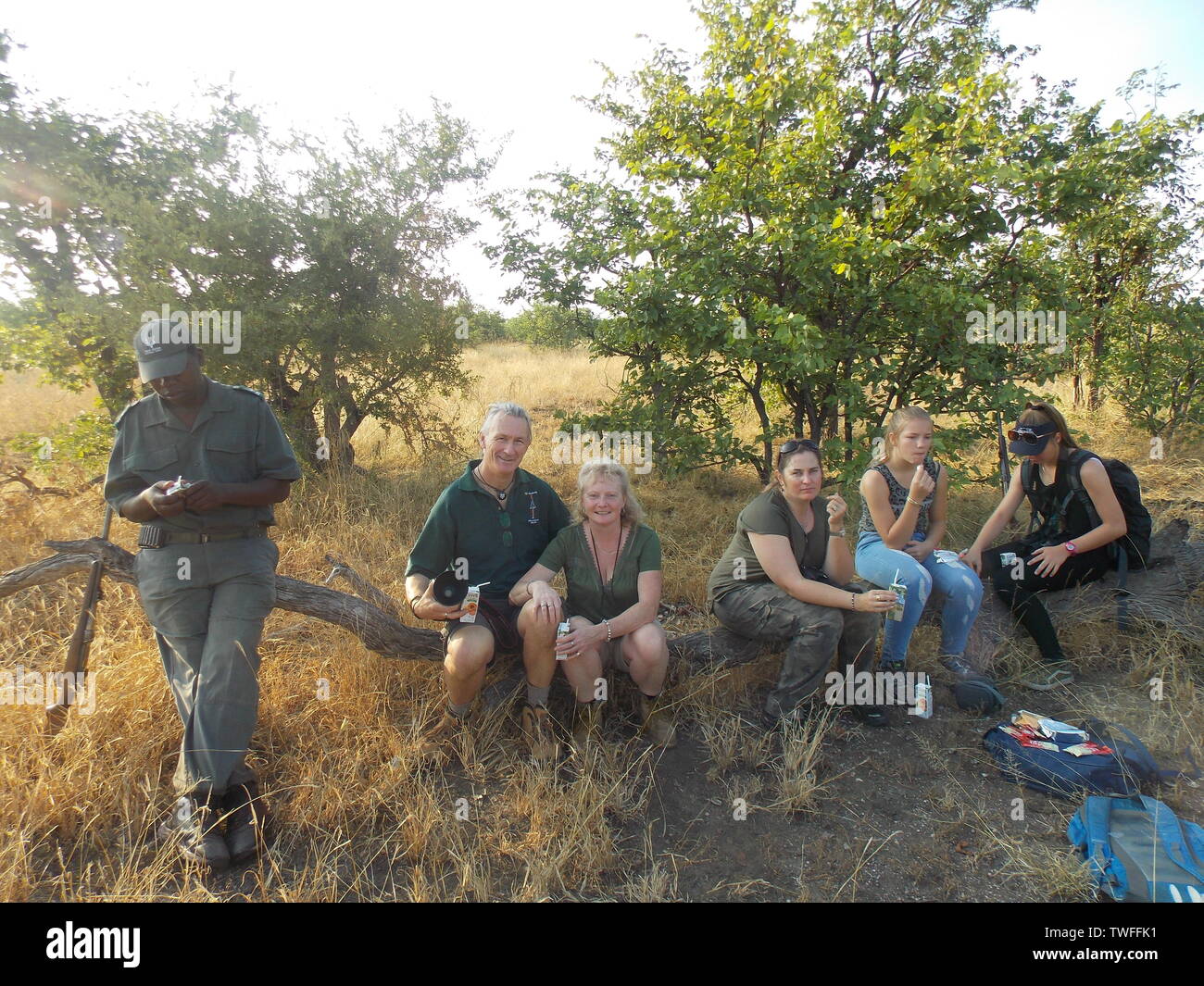 National park ranger animals hi-res stock photography and images - Alamy
