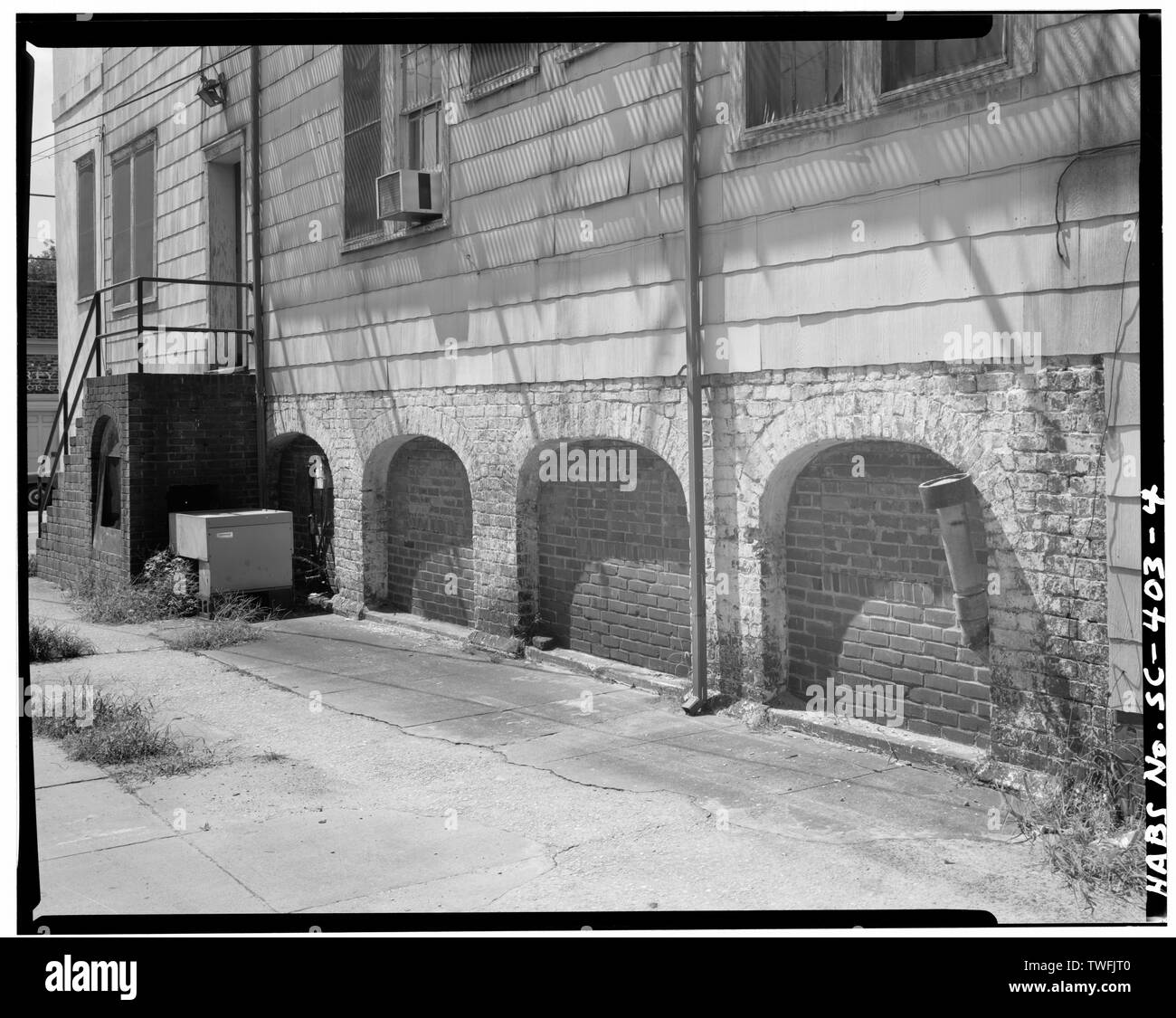 PORTICO FOUNDATION, SOUTH SIDE - 286 Meeting Street (House), Charleston ...