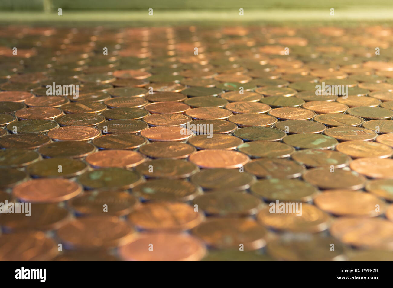 Flat Lay of Pennies from Diminishing Perspective View Stock Photo - Alamy