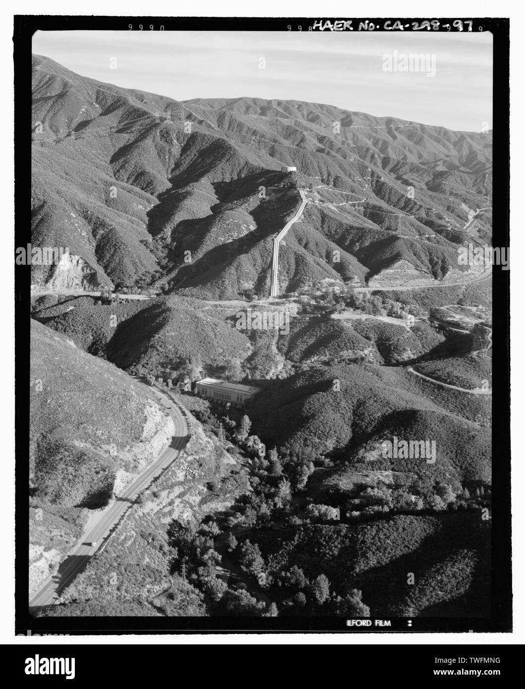 POWER PLANT NUMBER 1, LOOKING NORTH - Los Angeles Aqueduct, From Lee ...