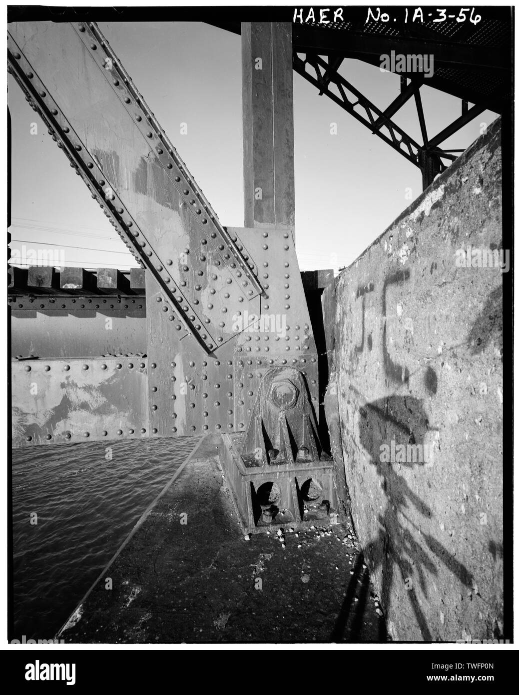Steel bridge support details Cut Out Stock Images & Pictures - Alamy