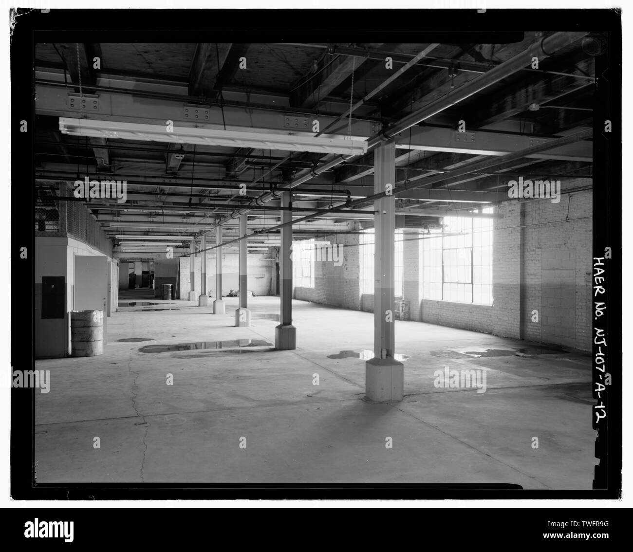 PROCESS BUILDING, 1ST FLOOR LARGE CENTER ROOM OVERALL - Middlesex ...