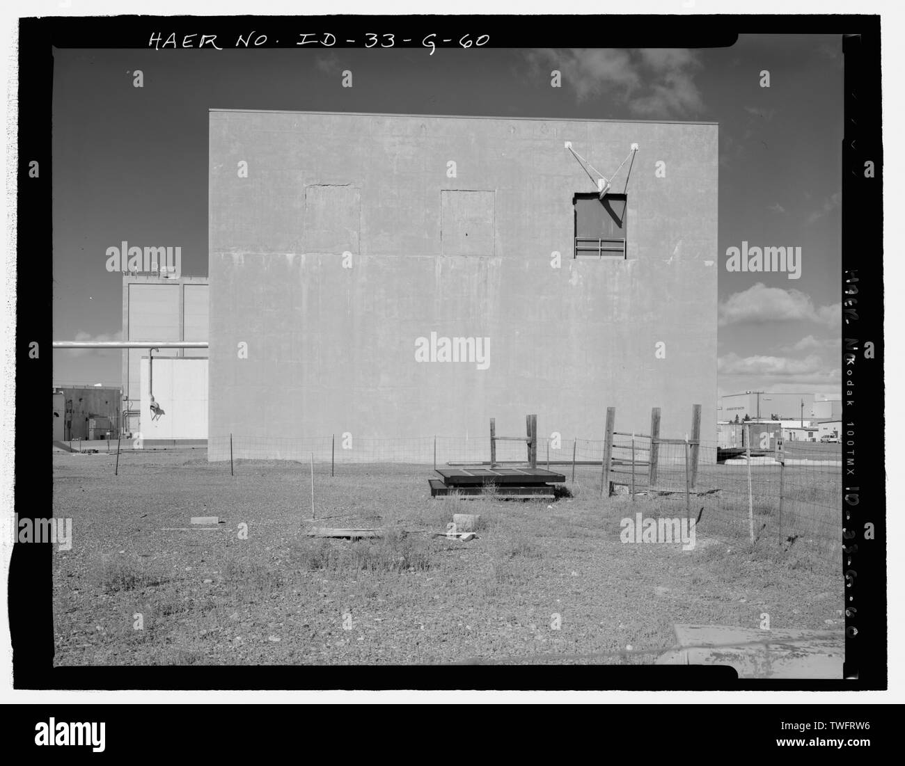 PROCESS WATER BUILDING, TRA-605. EAST SIDE. CAMERA FACING WEST ...