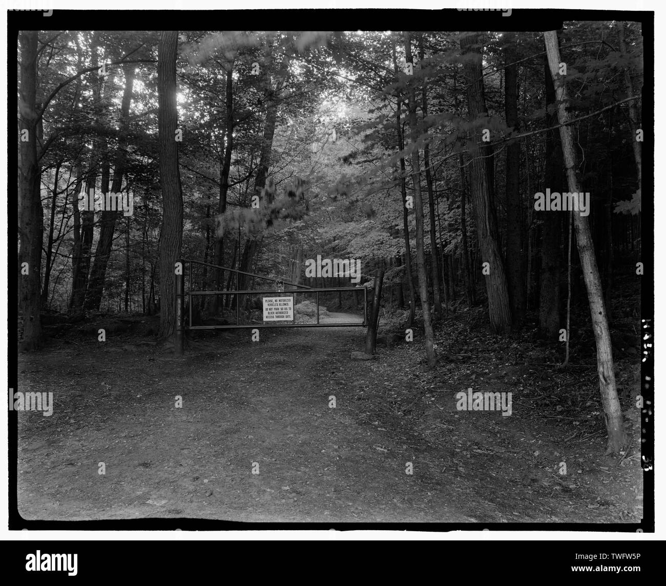 Lynch gate Cut Out Stock Images & Pictures - Alamy