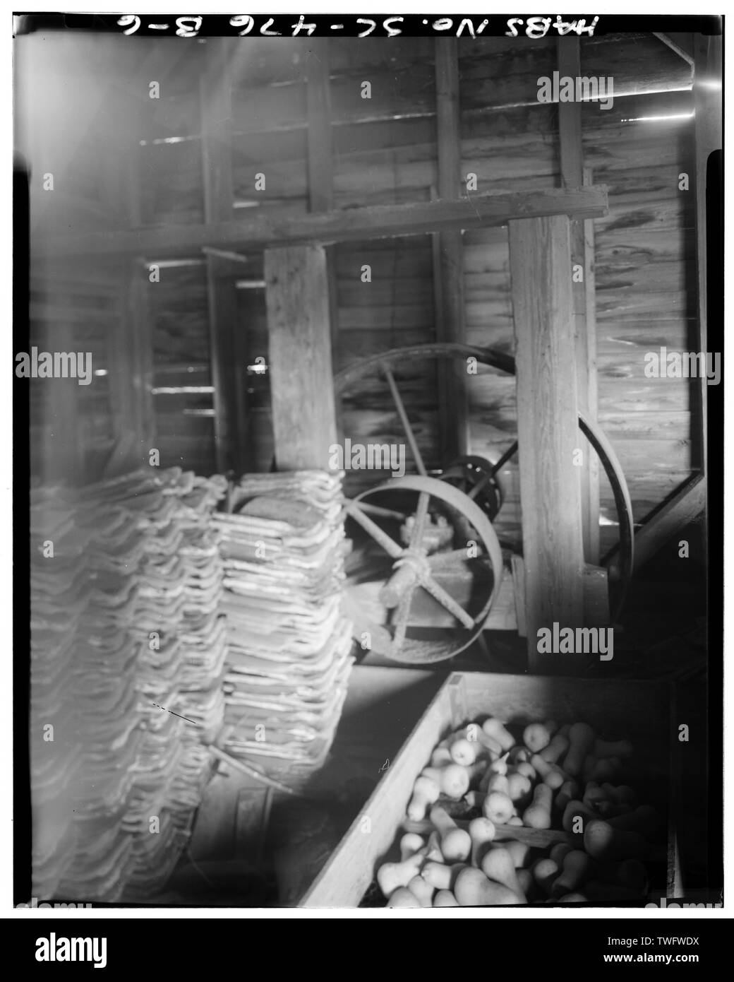 Threshing mill hi-res stock photography and images - Alamy