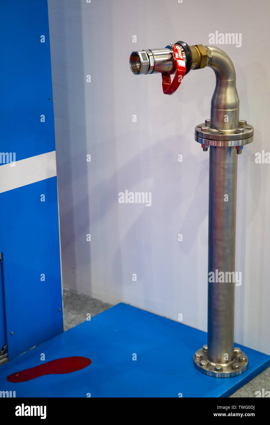Fixed single fire hydrant stand. Fire fighting water monitor Stock ...