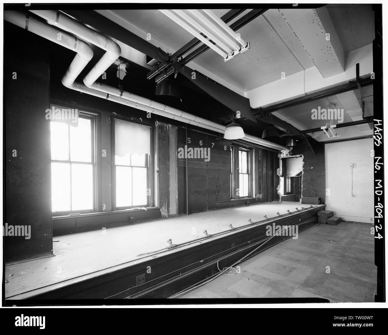 Baltimore city police department hi-res stock photography and images ...