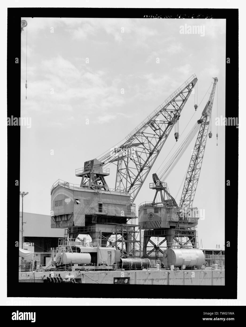 Portal Crane P-52 and P-62 - rear oblique - U.S. Naval Base, Pearl ...