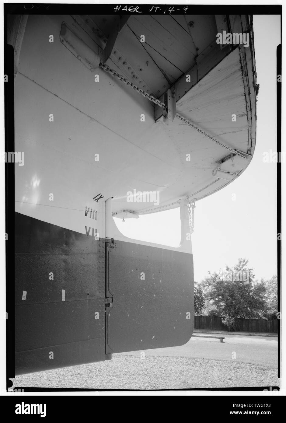 Port side view of rudder and steering chain system. - Ferry TICONDEROGA ...