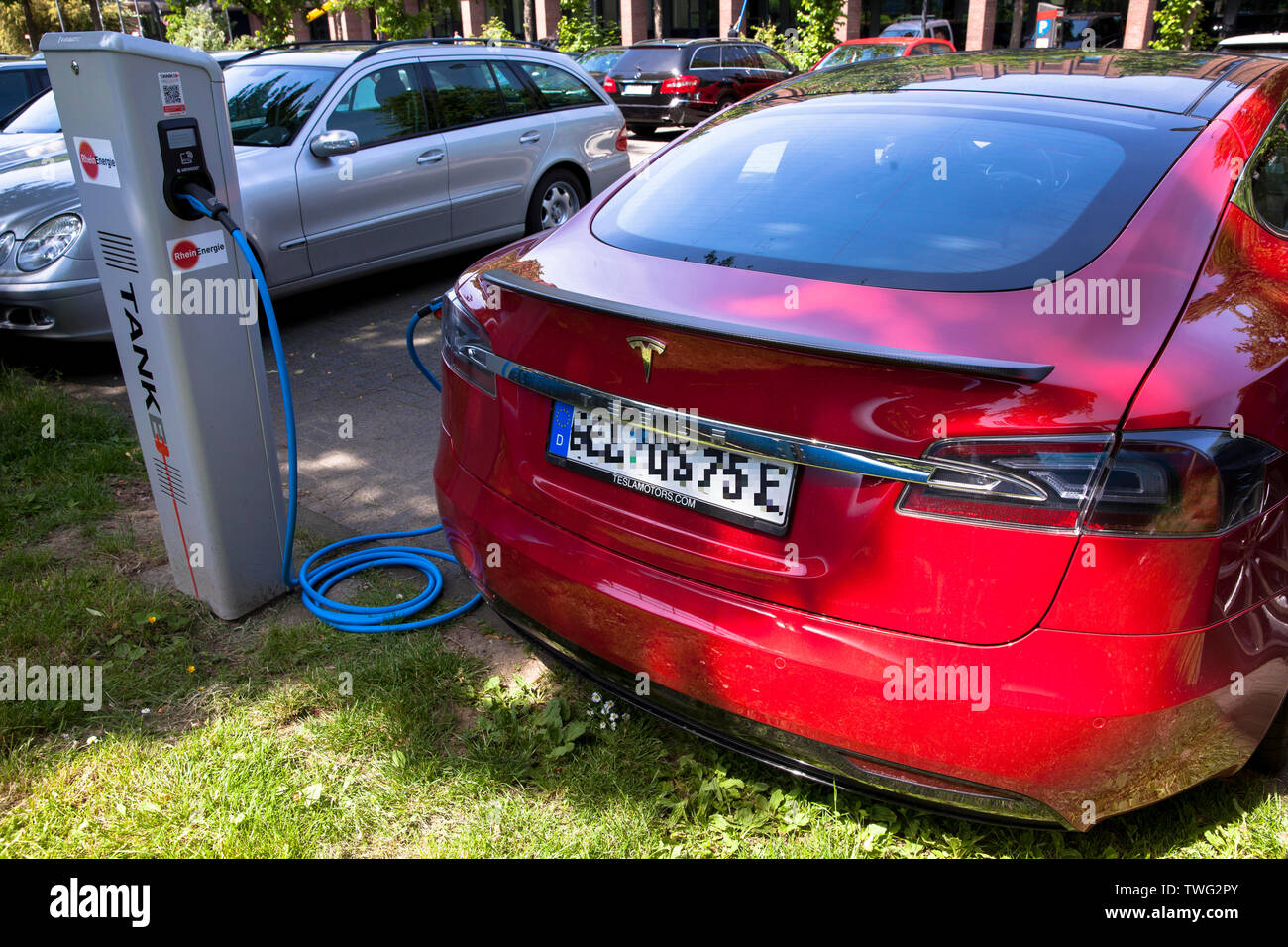 a Tesla Modell S at a charging station of the Mobilstation on the ...