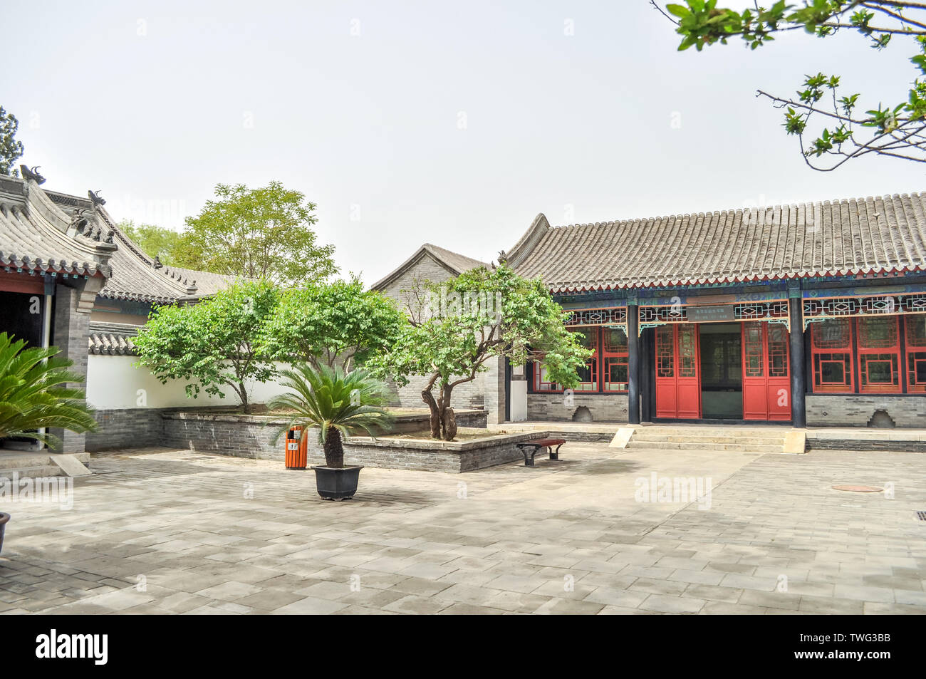 The traditional building eaves of the Governor of Baoding, Hebei ...
