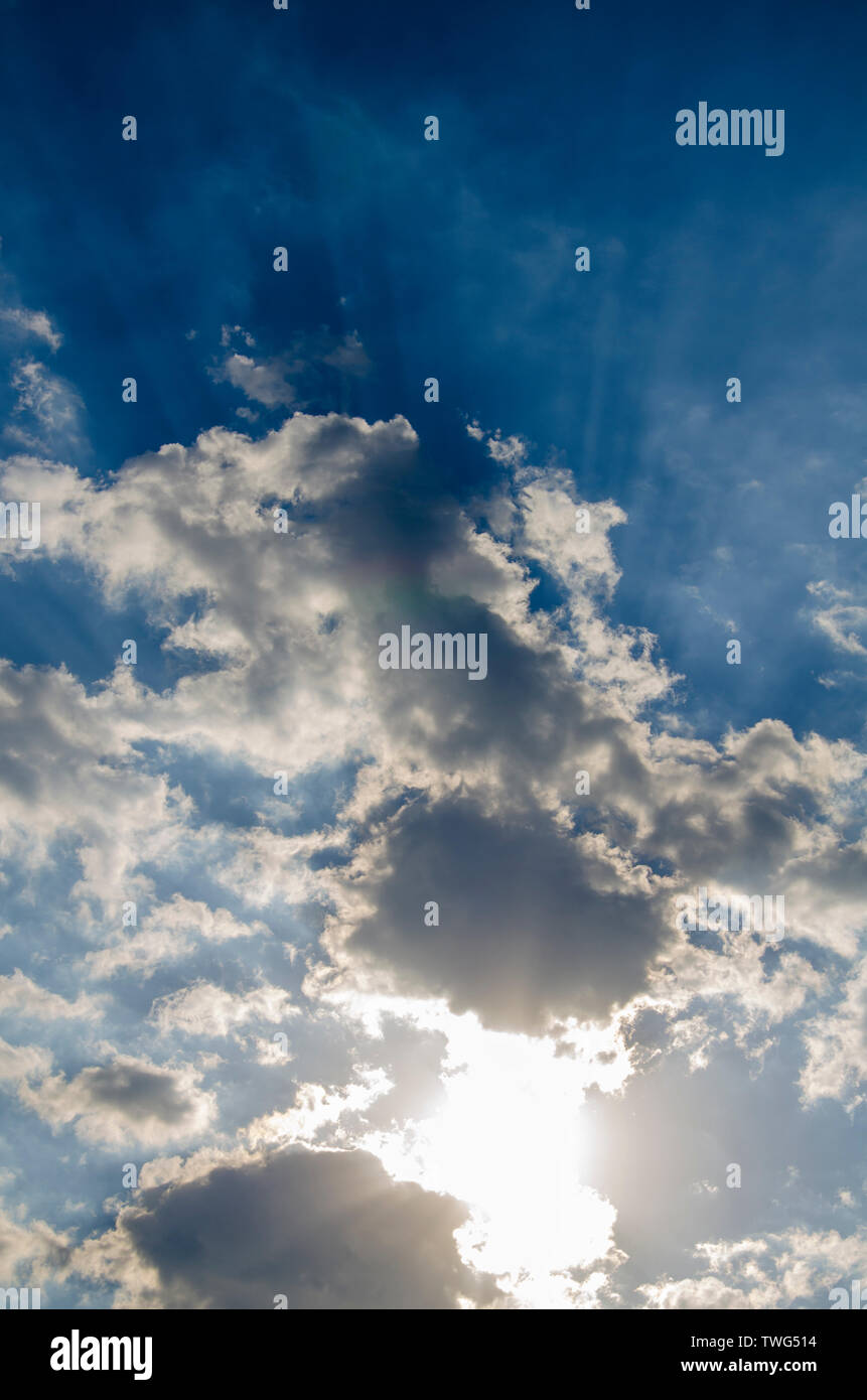 Dramatic cloudscape. Sky background with gray cumulus clouds Stock ...