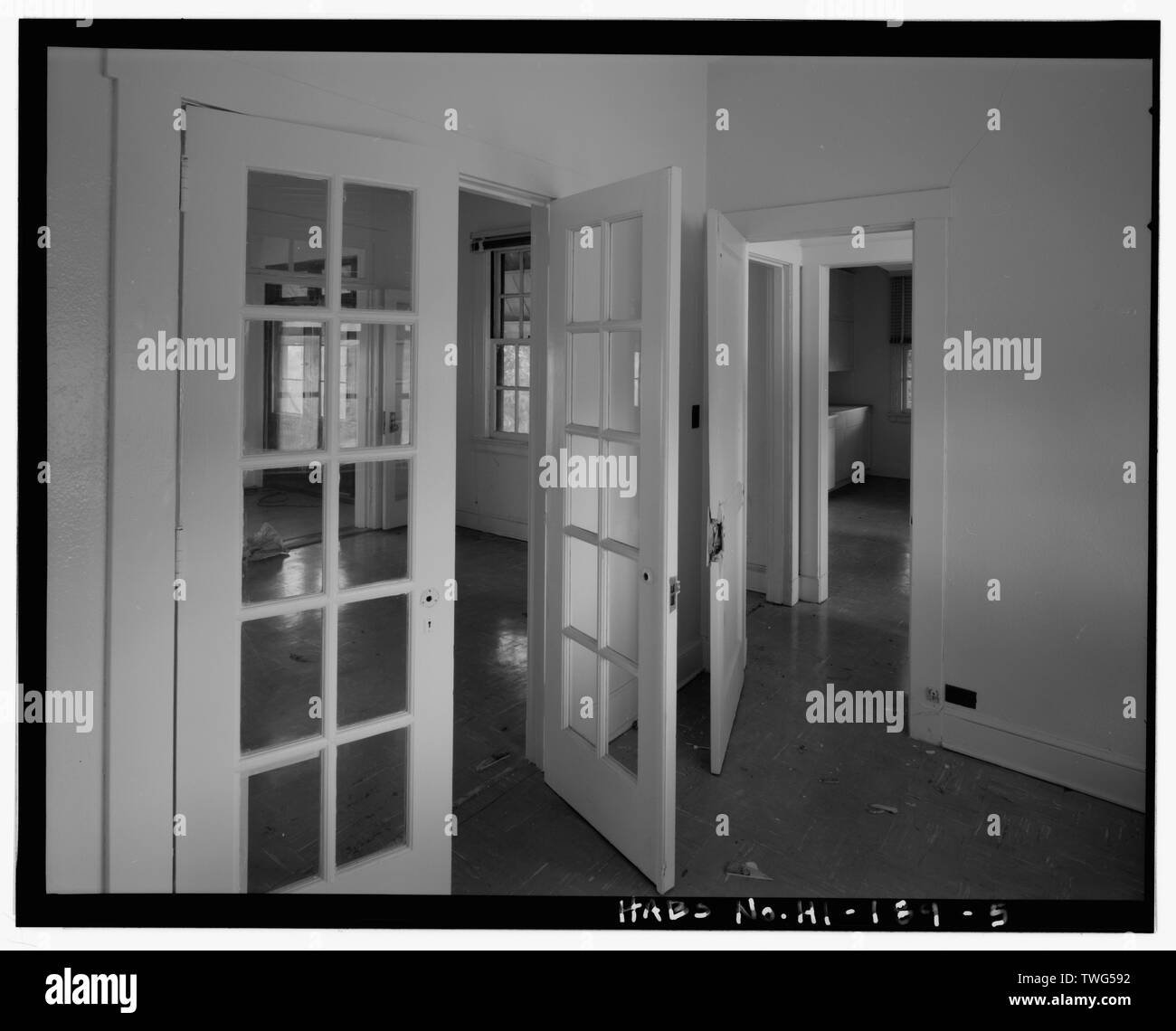 Officers dining room Black and White Stock Photos & Images - Alamy
