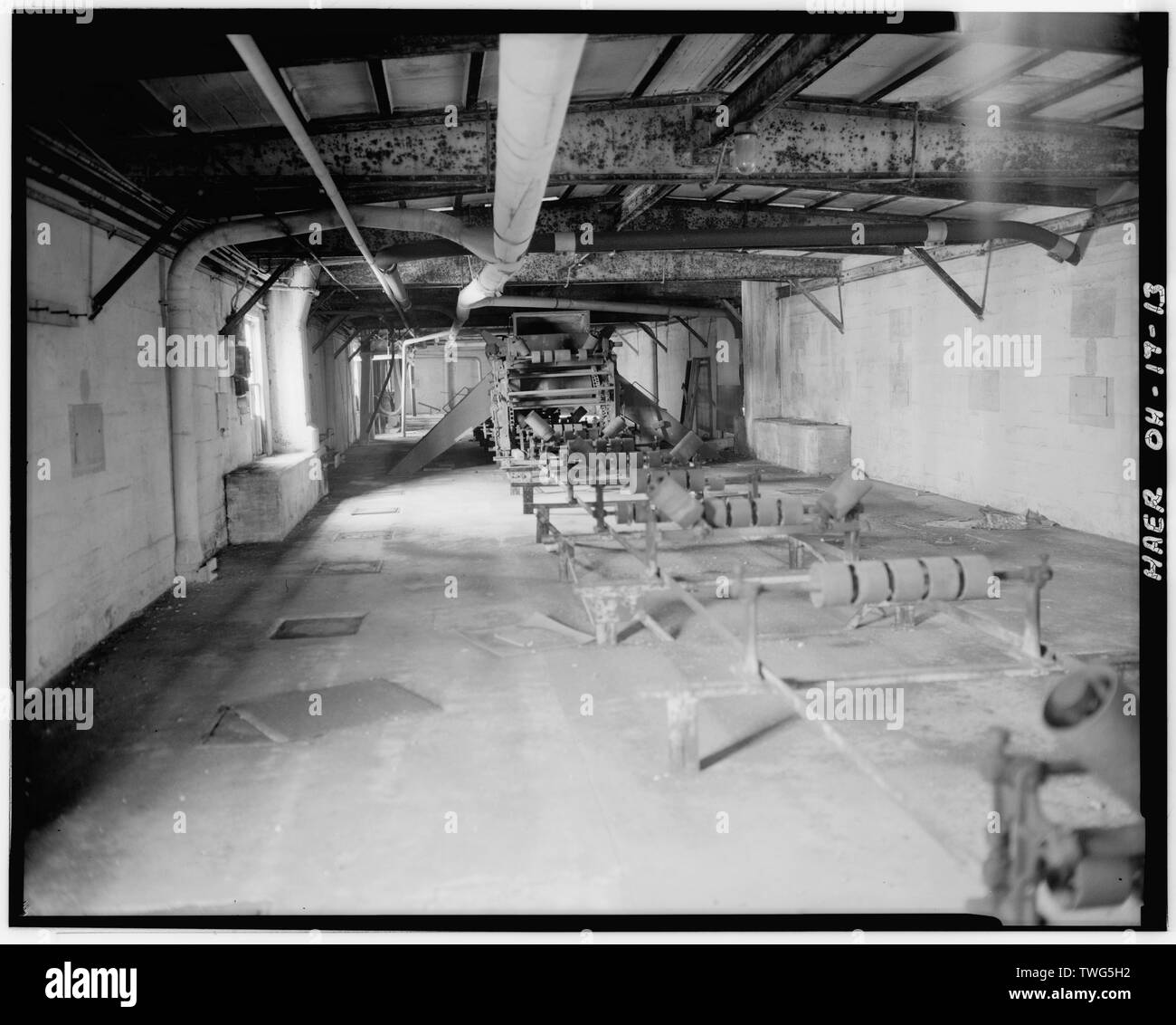 - Quaker Oats Cereal Factory, Southeast corner of Broadway and Mill ...