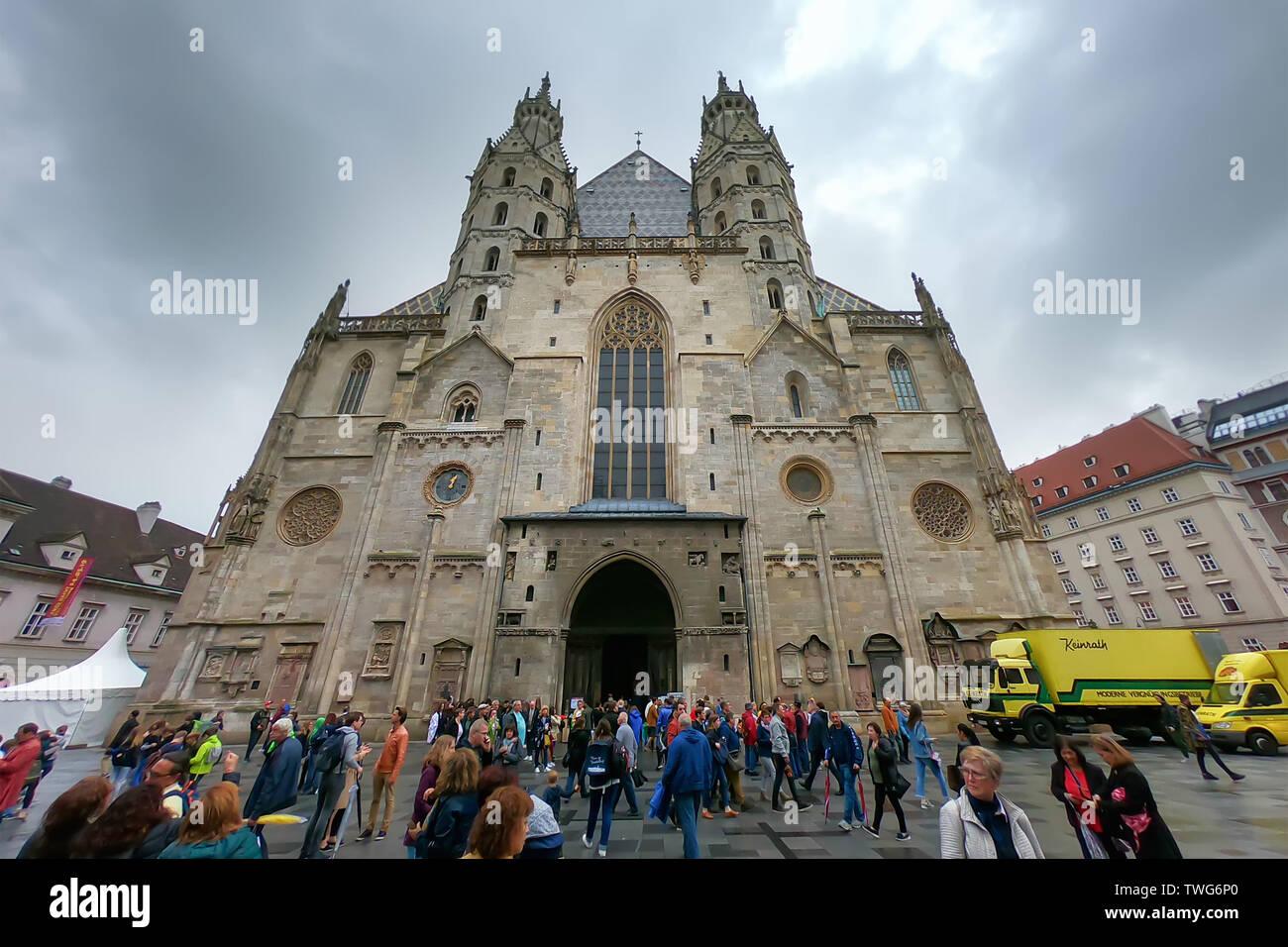 Vienna austria stephansplatz austrian historic hi-res stock photography ...