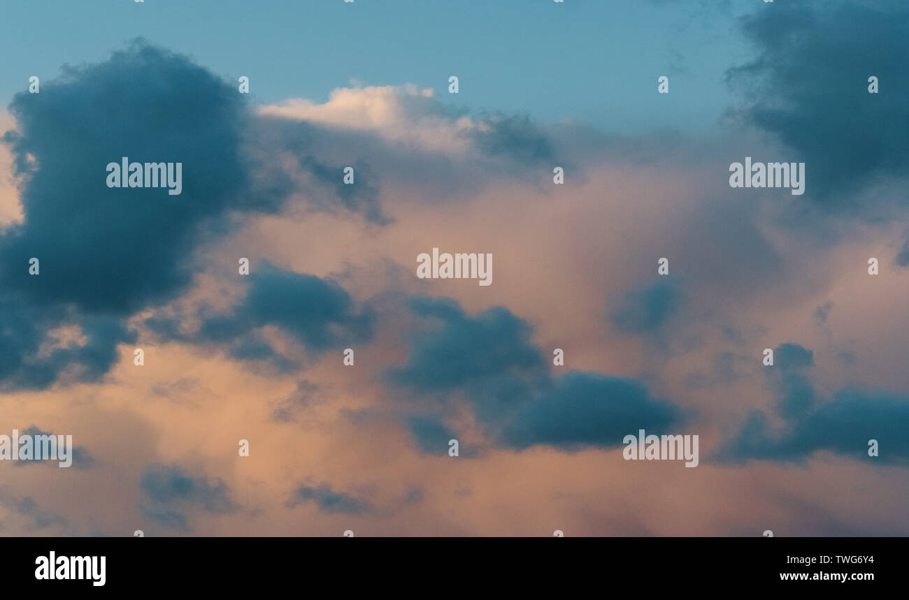 Beautiful sky colors hi-res stock photography and images - Alamy