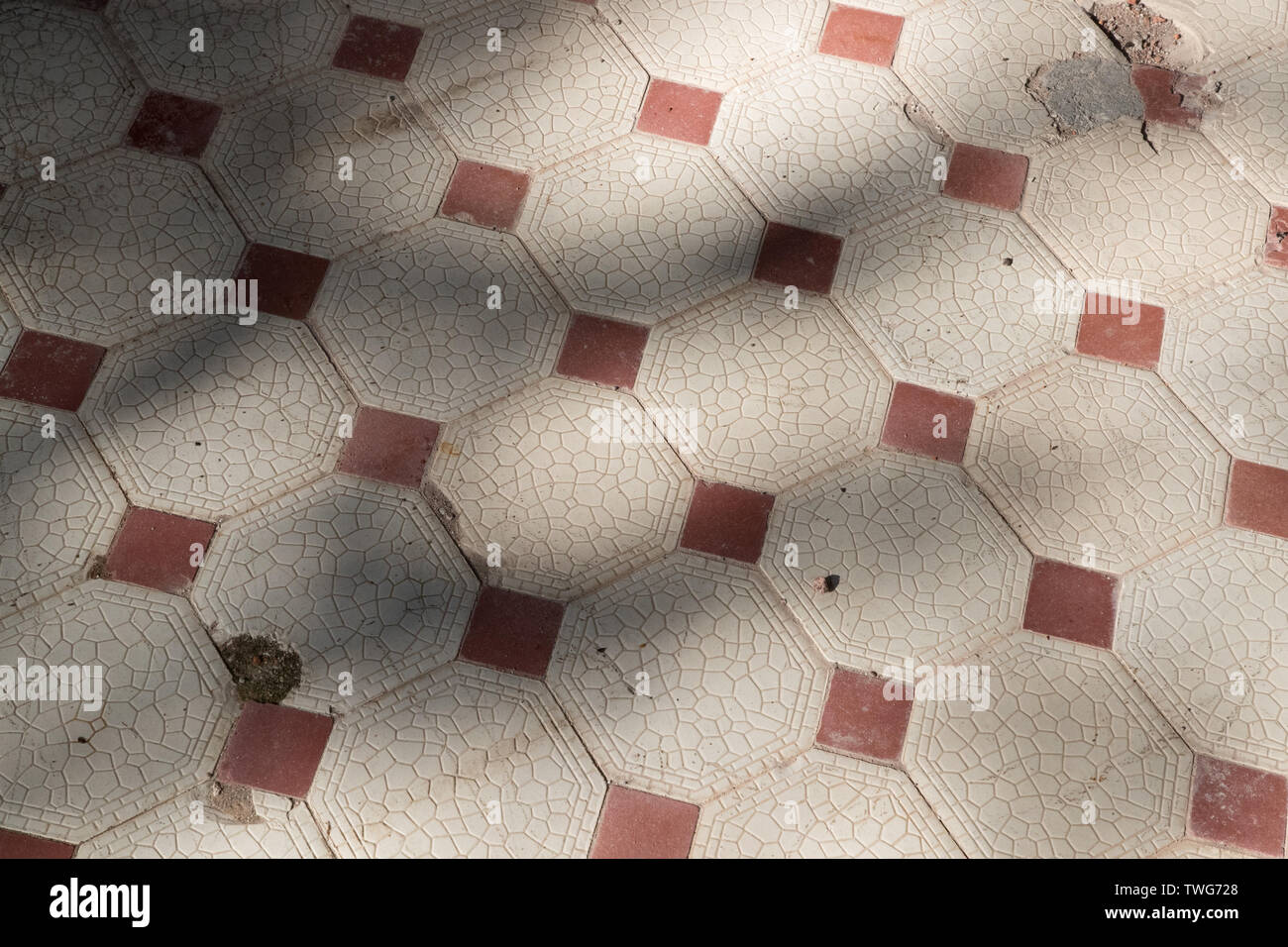 dirty and broken floor made of tile Stock Photo - Alamy