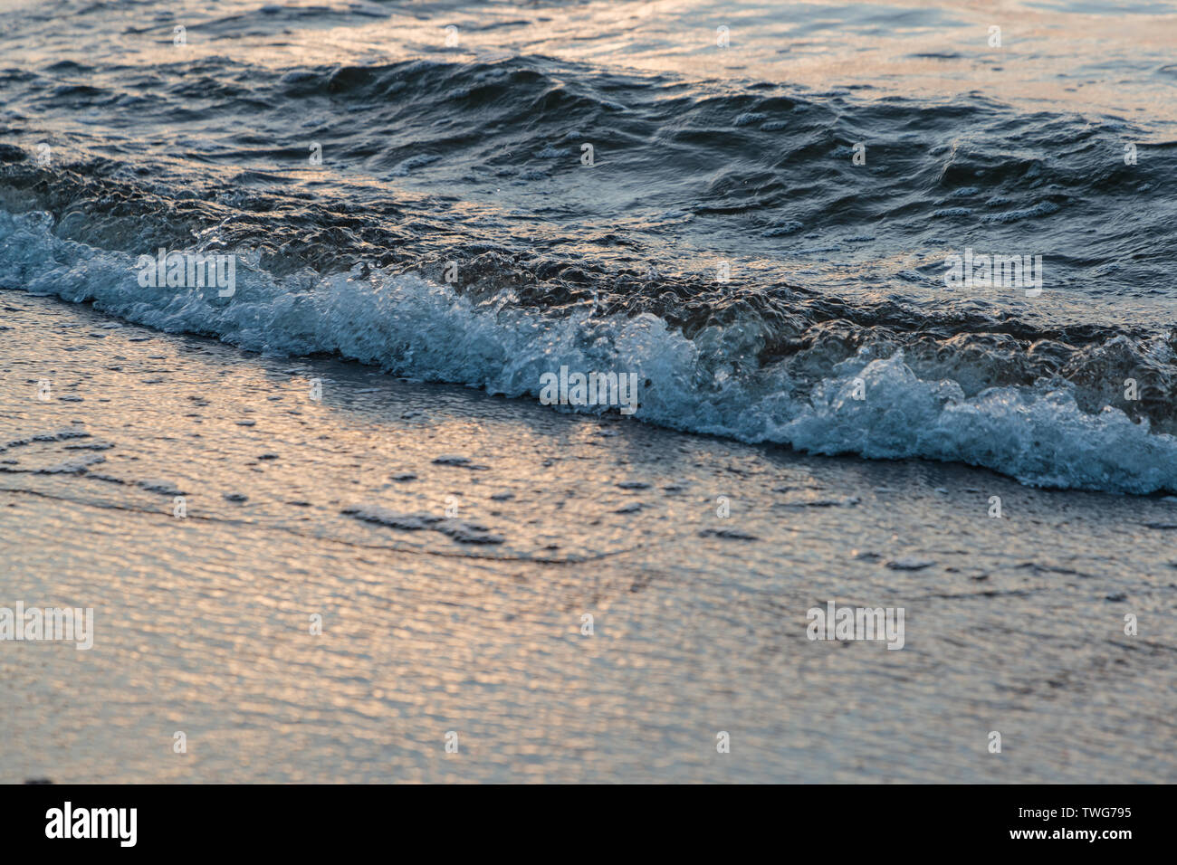 Wave tide hi-res stock photography and images - Alamy