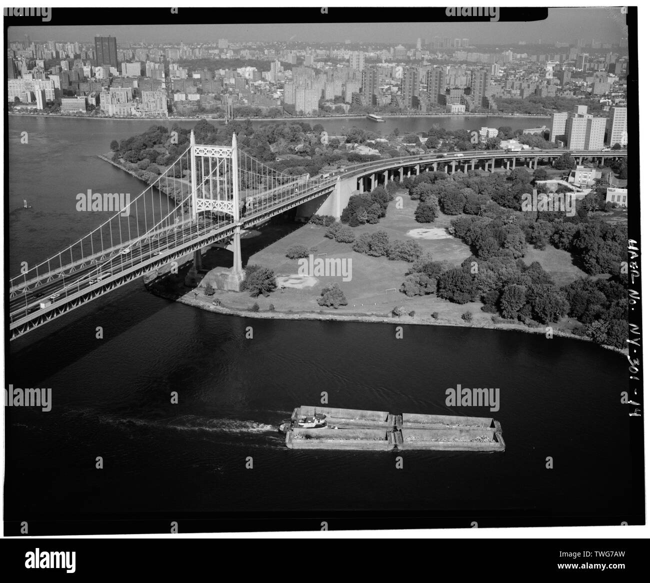 RANDALL'S ISLAND TOWER, ANCHORAGE AND VIADUCT OF THE TRIBOROUGH ...