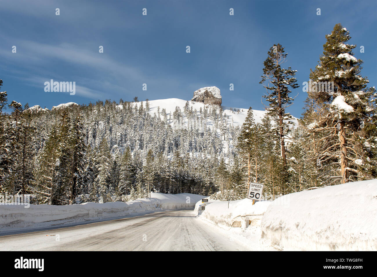 Mountain road State Route 88, California, USA, on a winters day ...