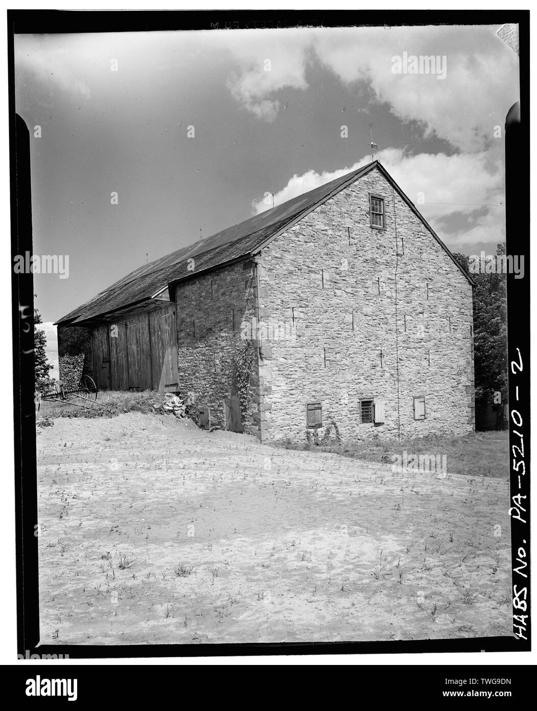 REAR AND SIDE ELEVATIONS - Adam R. Buck Barn, Route 1, Ephrata ...
