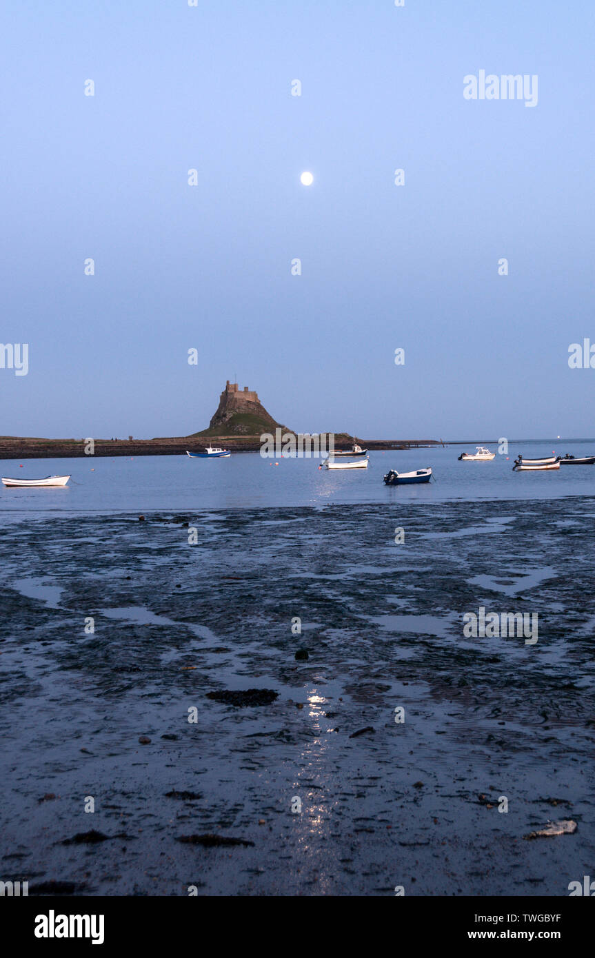 Full moon britain hi-res stock photography and images - Alamy