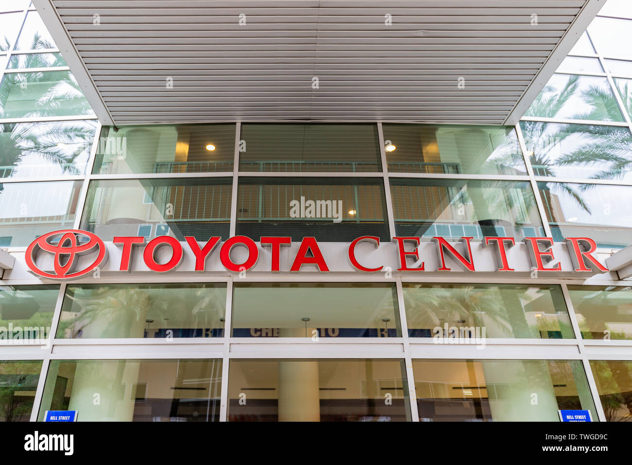 Nba logo hi-res stock photography and images - Alamy