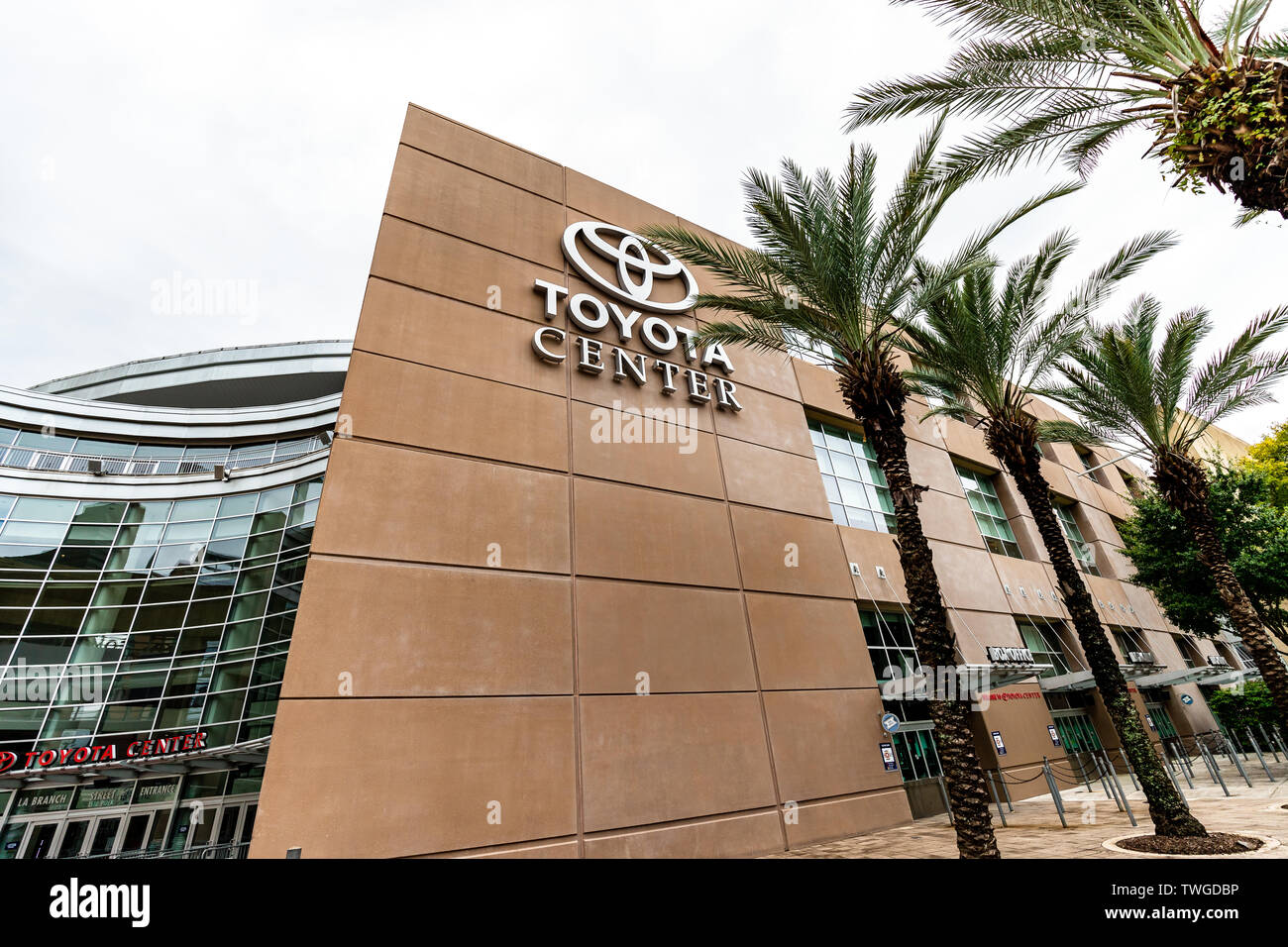 Houston rockets logo hi-res stock photography and images - Alamy