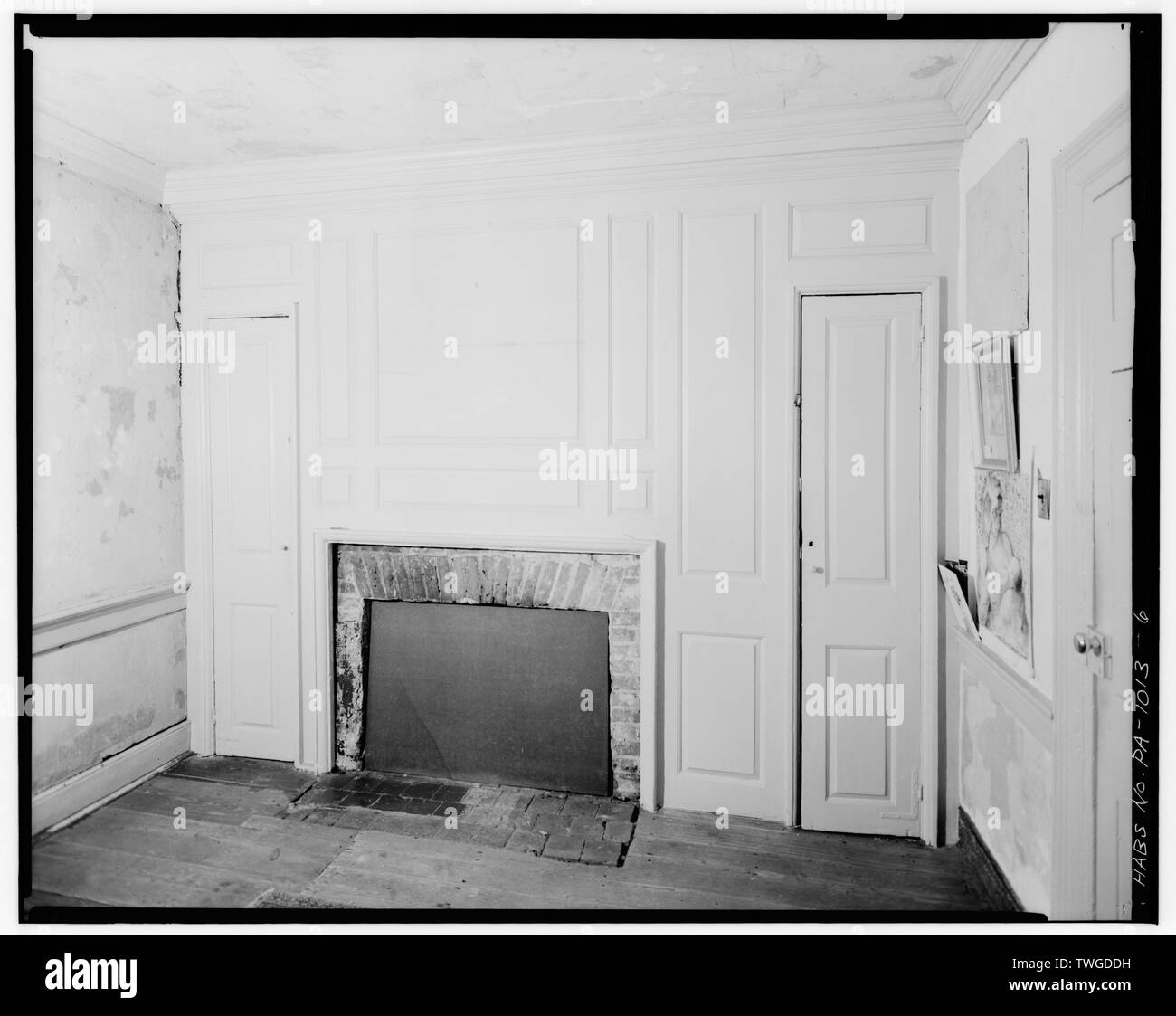 The irish house Black and White Stock Photos & Images - Alamy