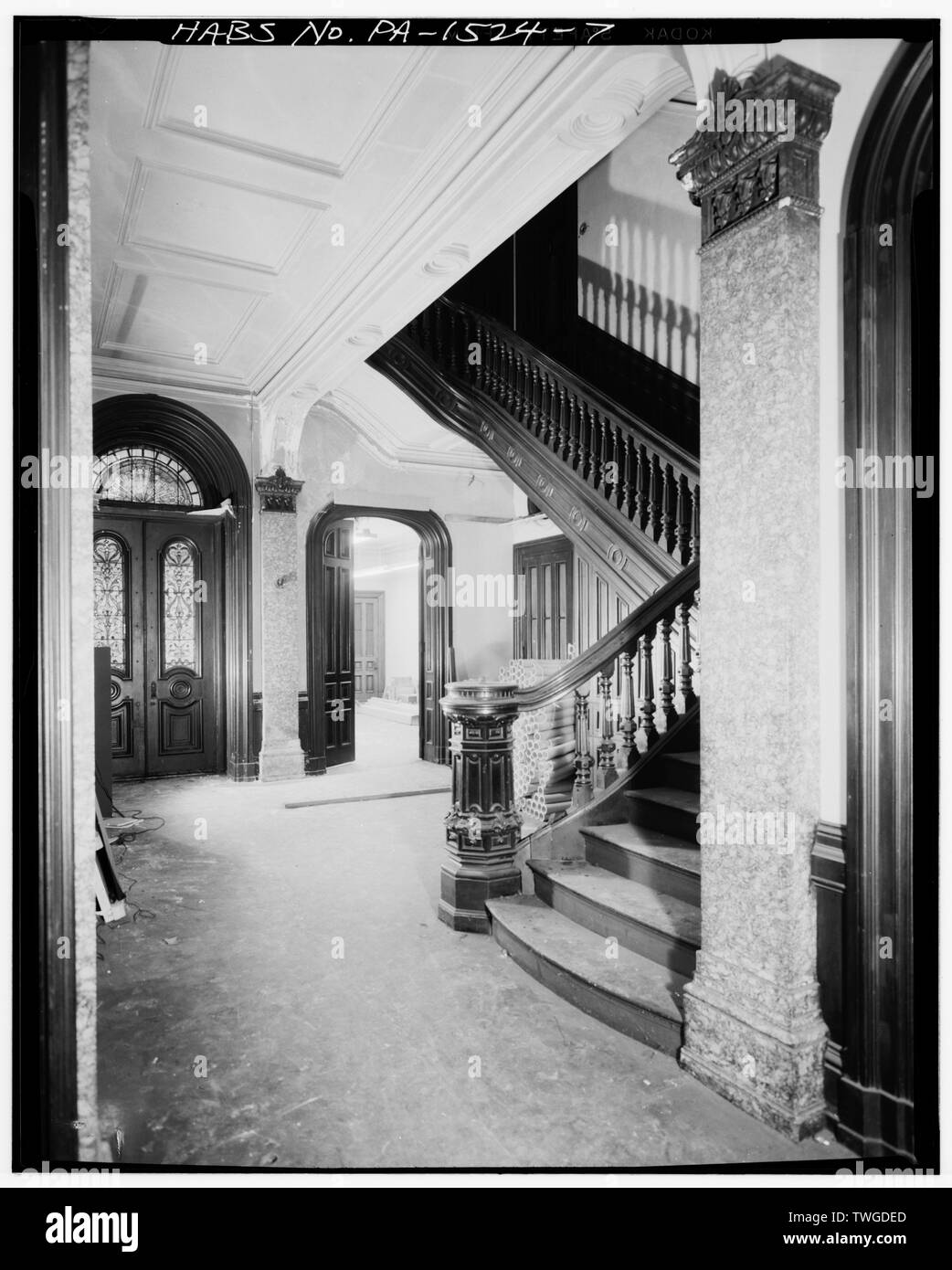House stairs philadelphia hi-res stock photography and images - Alamy