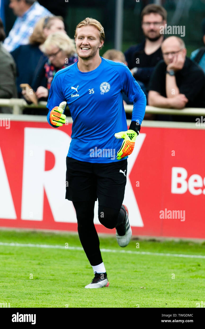 Dominik reimann hi-res stock photography and images - Alamy