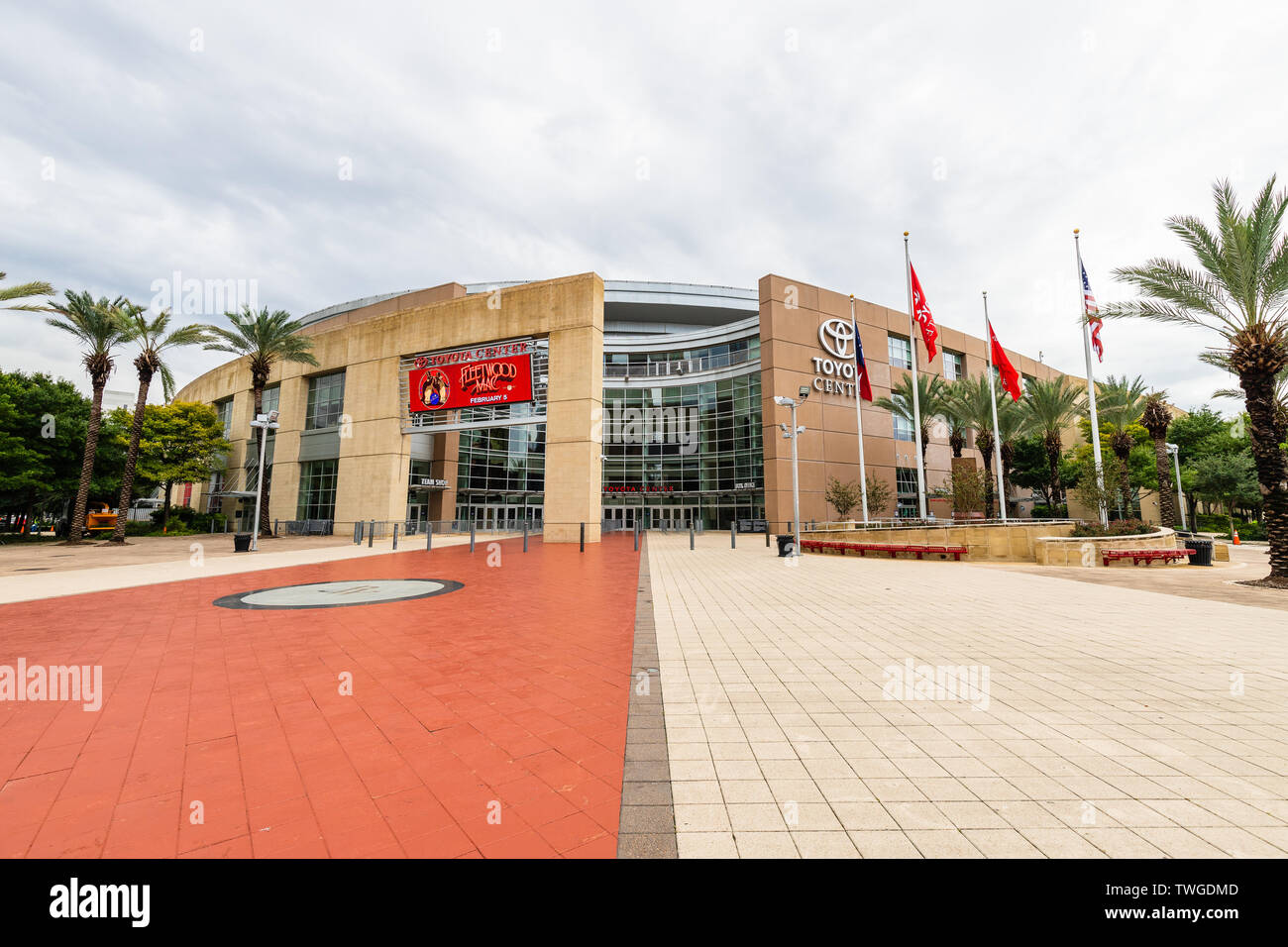 Basketball stadium toyota center hi-res stock photography and images ...