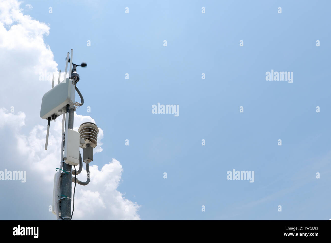 Cup anemometer hi-res stock photography and images - Alamy