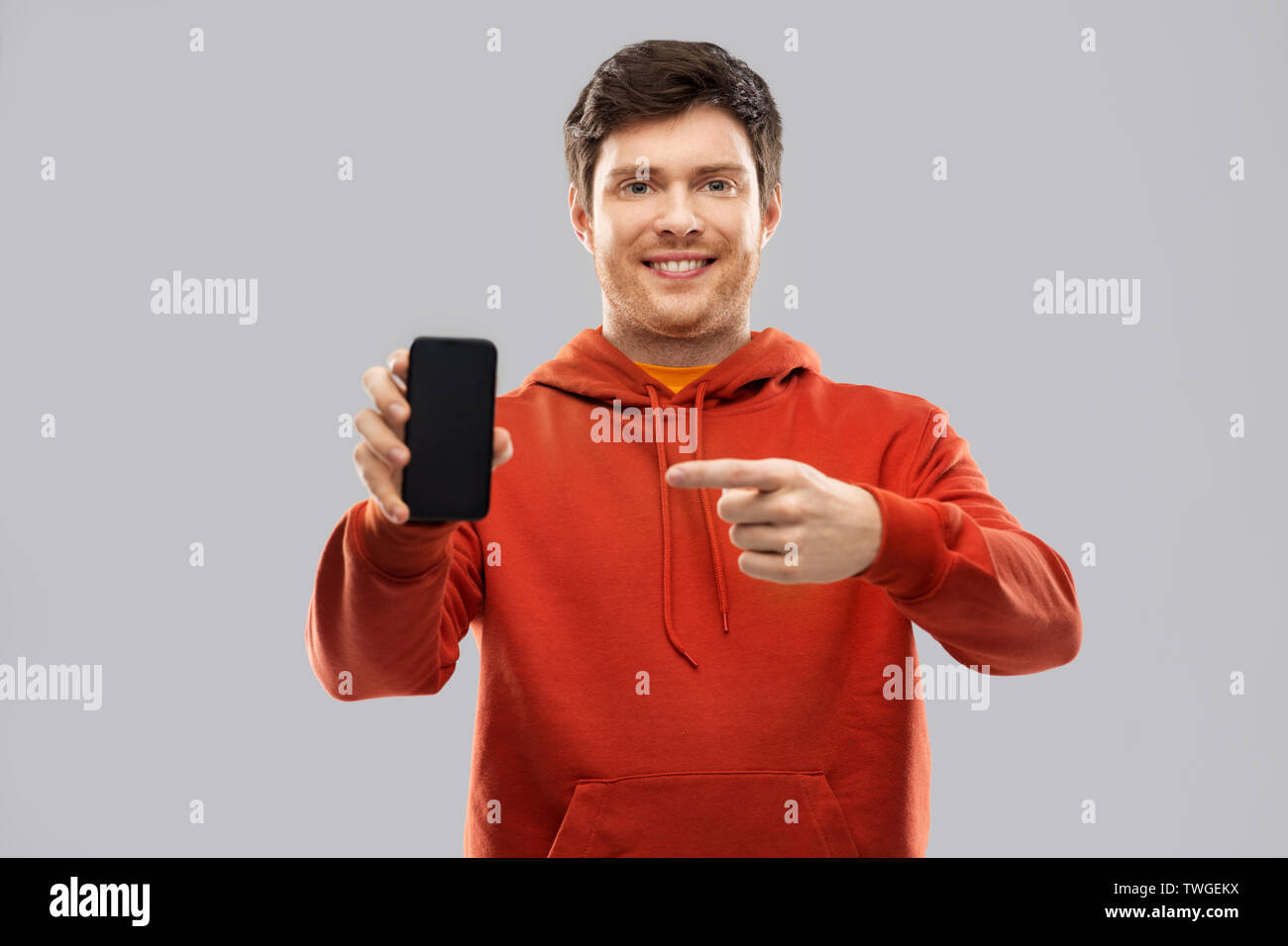 Guy red hoodie black hi-res stock photography and images - Alamy