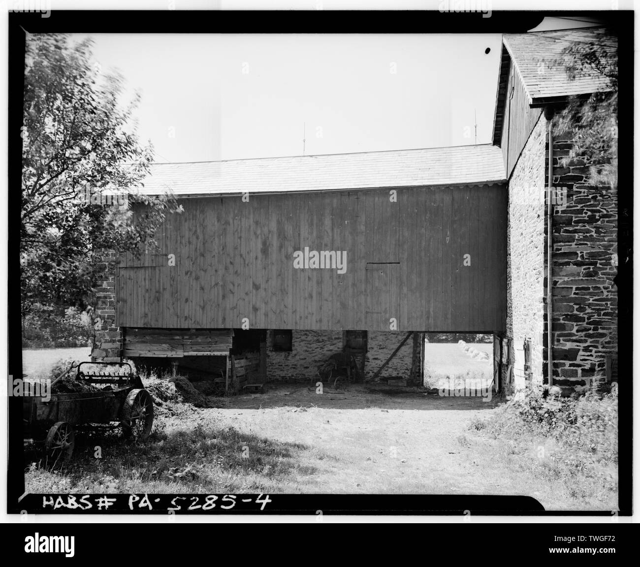REAR VIEW OF BARN ADDITION - Stone Barn, State Route 113, Doylestown ...