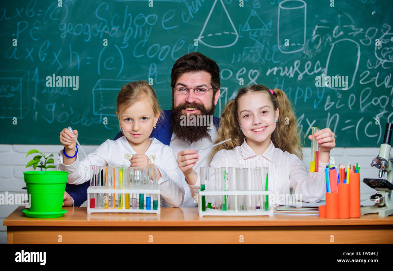 School biology experiment. Explaining biology to children. How to ...